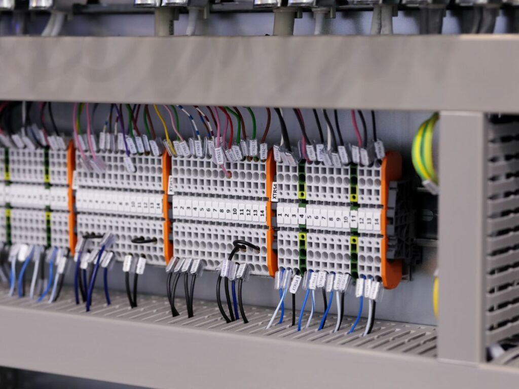 How Automatic Conveyor Systems Work | Conveyor Roller Factory
