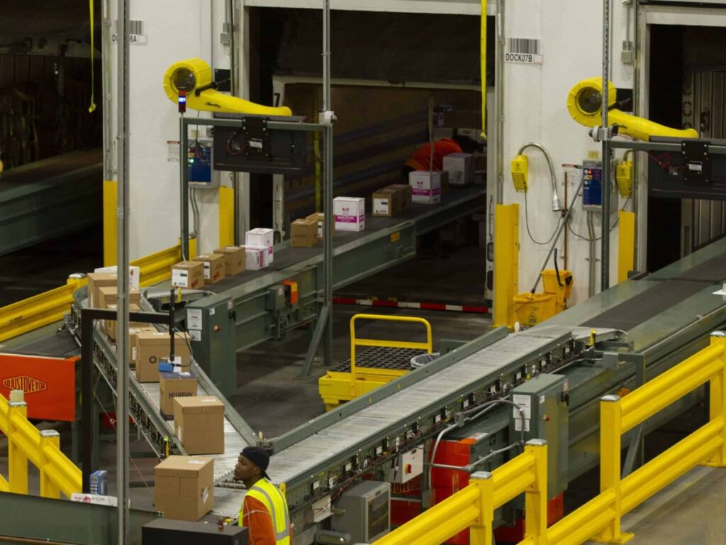 How Conveyor Control Systems Work In Factories | Conveyor Roller Factory