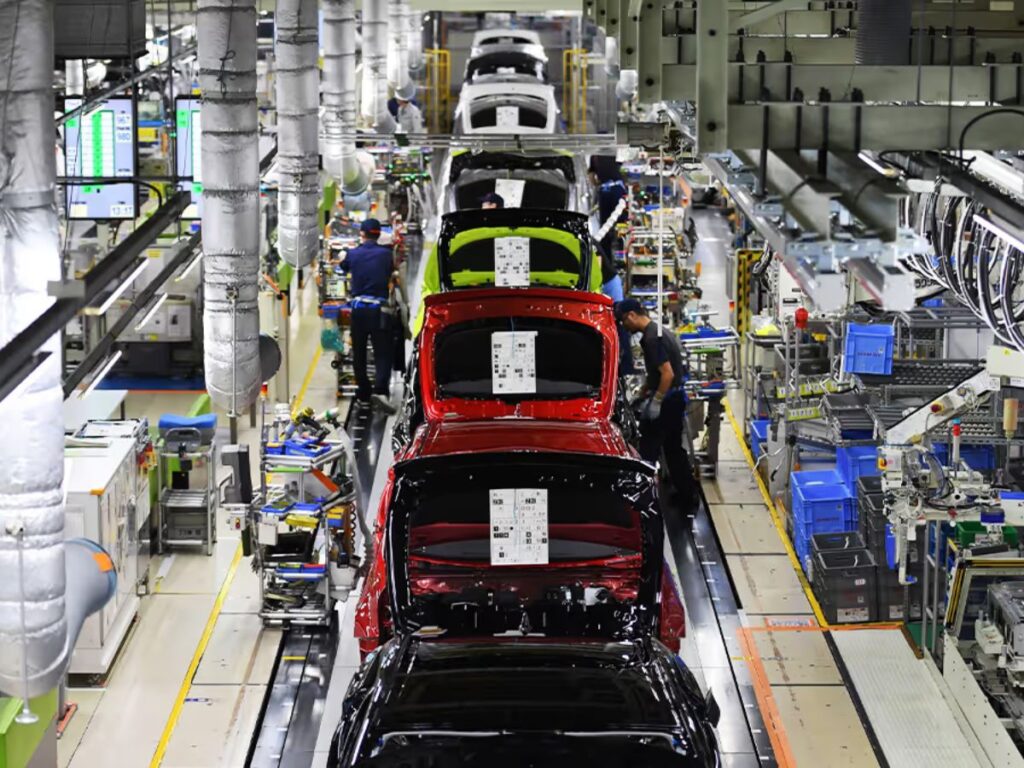 Different Types Of Assembly Lines In Manufacturing | Conveyor Roller ...